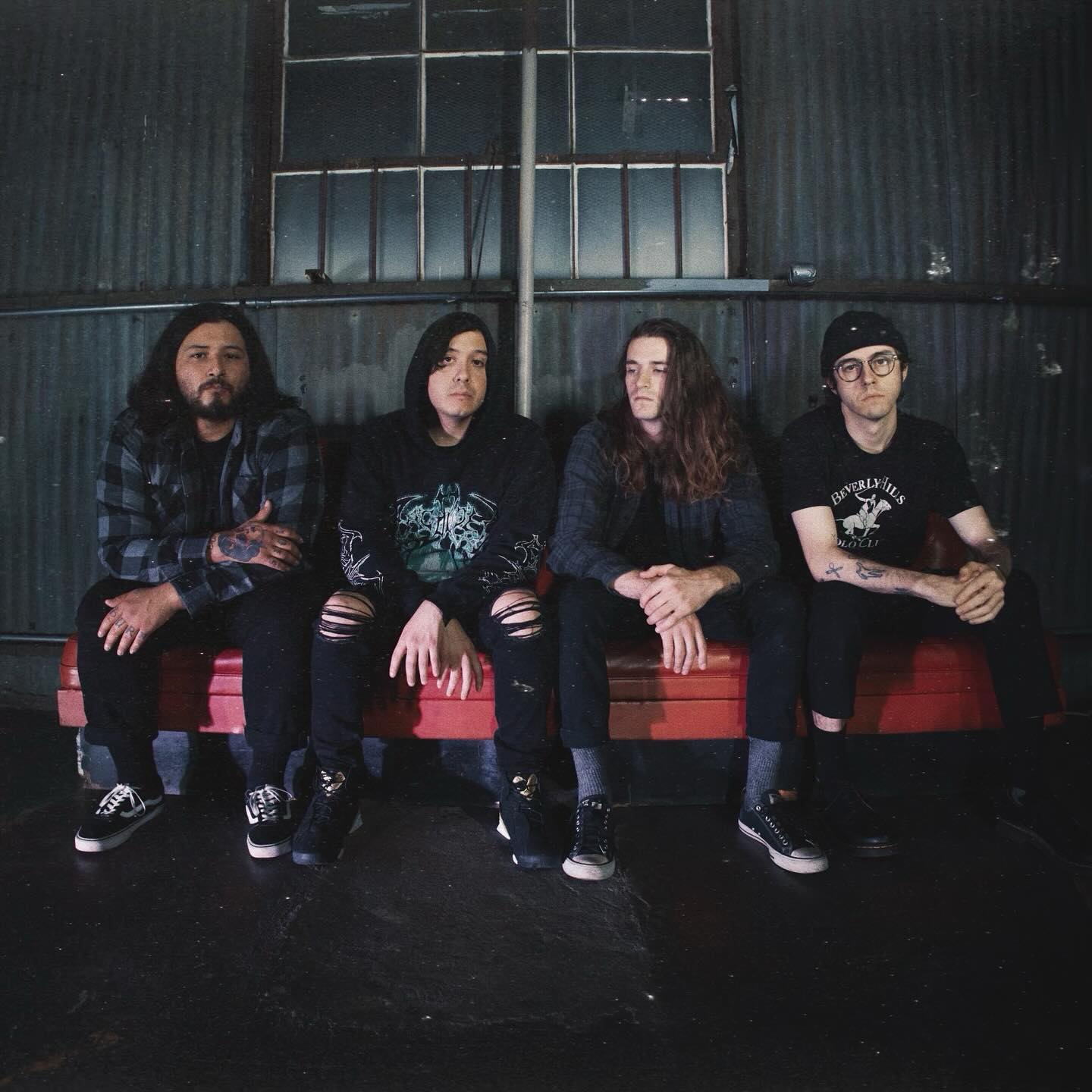 Distressor Merch – 𝖌𝖔𝖙𝖍 𝖒𝖆𝖈𝖍𝖎𝖓𝖊𝖘